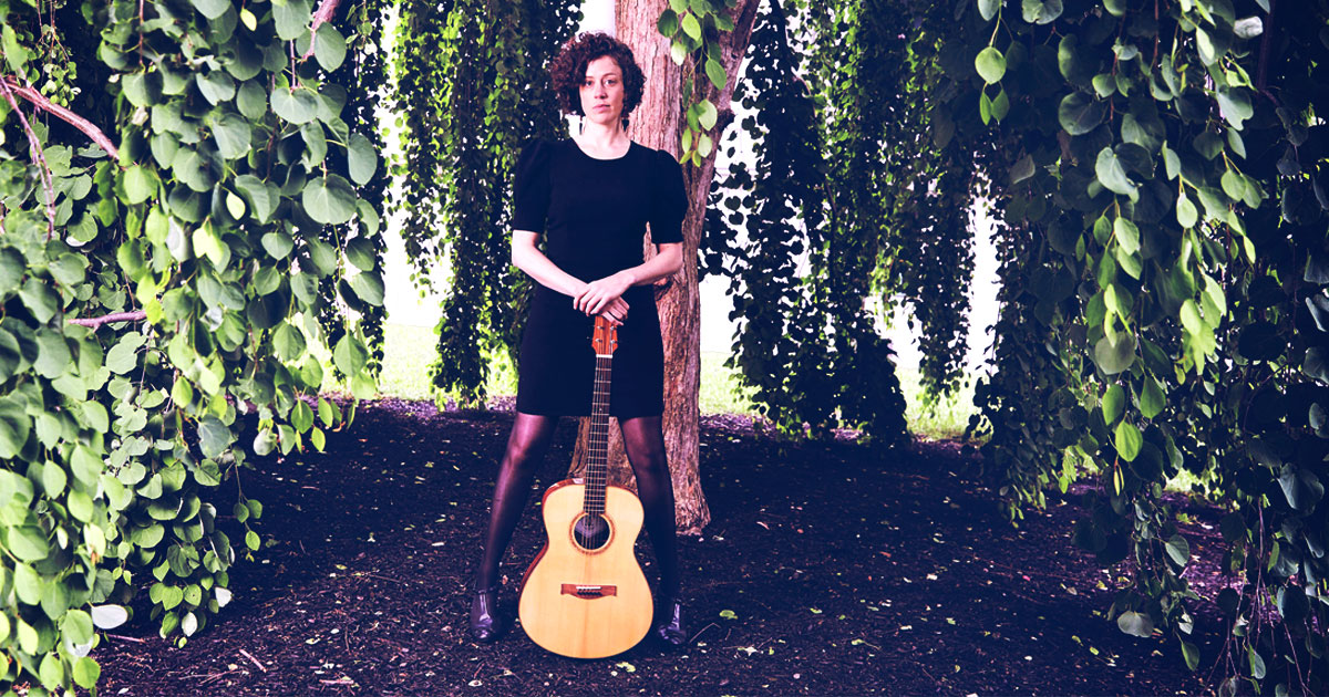 How to design a great singer-songwriter website | Bandzoogle Blog