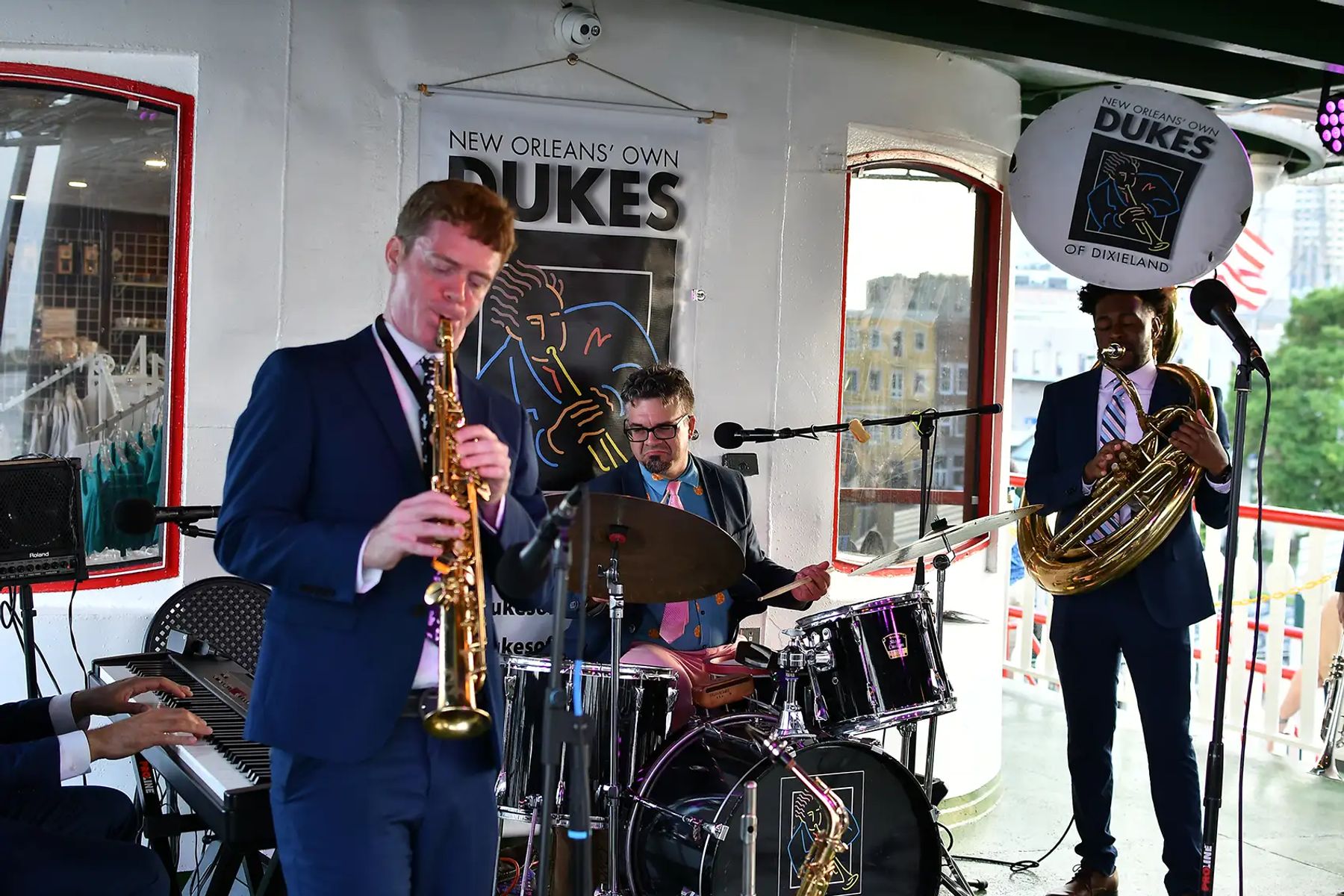 DUKES of Dixieland - New Orleans Dixieland Jazz