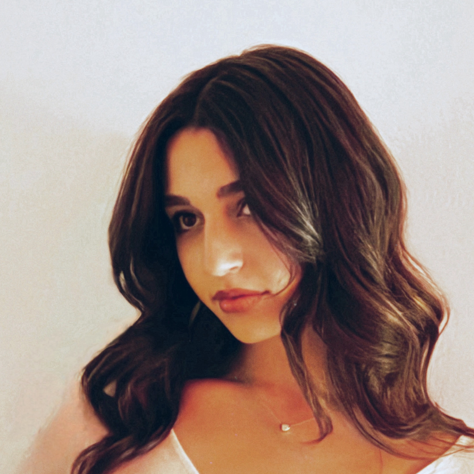 Rena Angel | Indie-Pop Dreamscapes and Alt Heartbreak