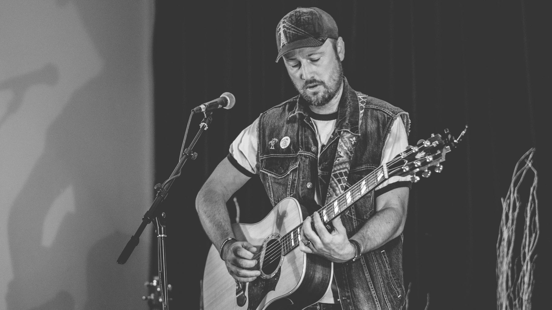 Jonathan Tea - About