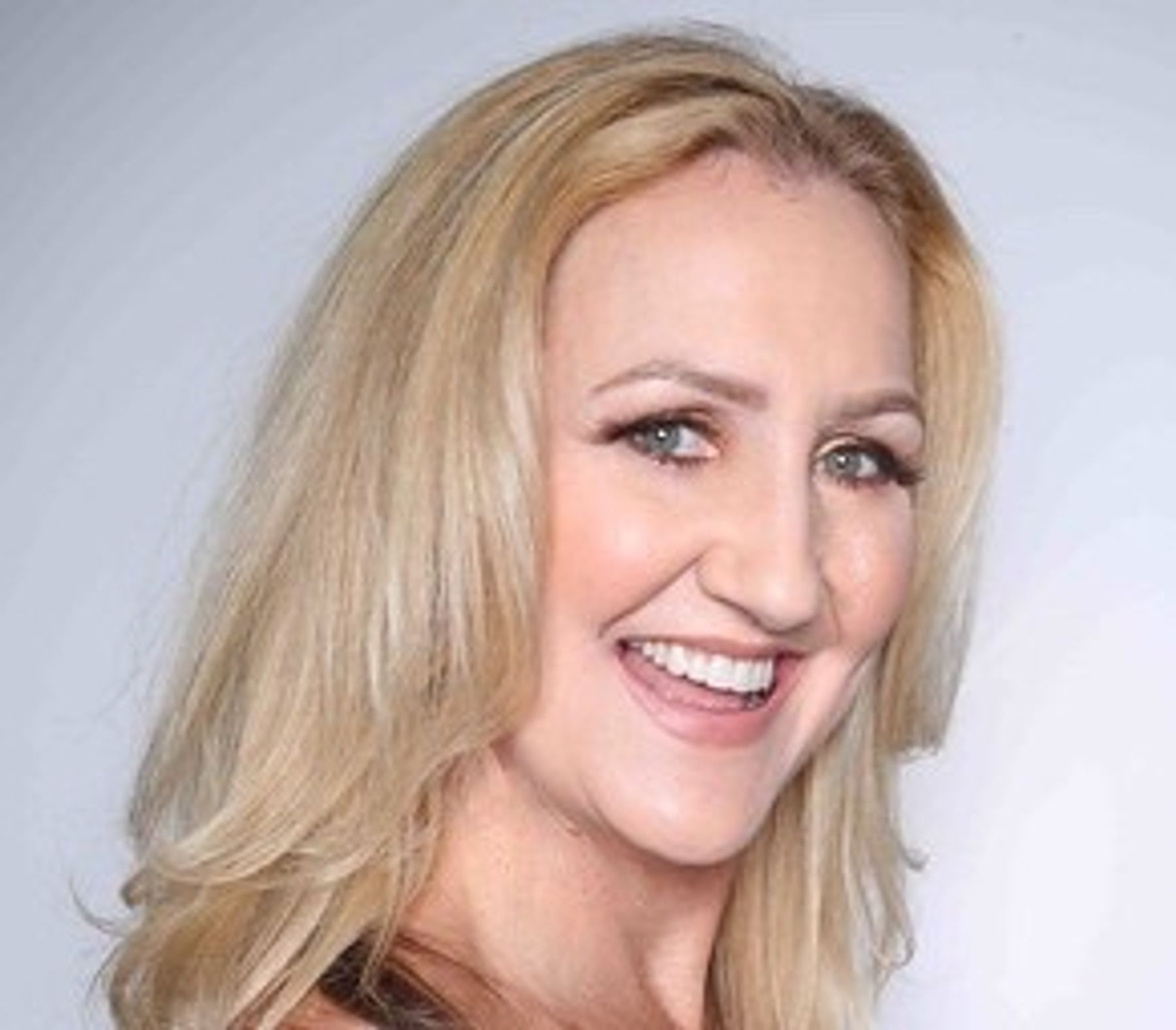 Paula Bel Premier