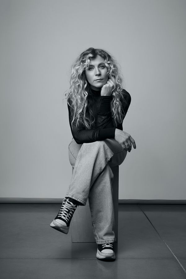 Emma Grace - Bio
