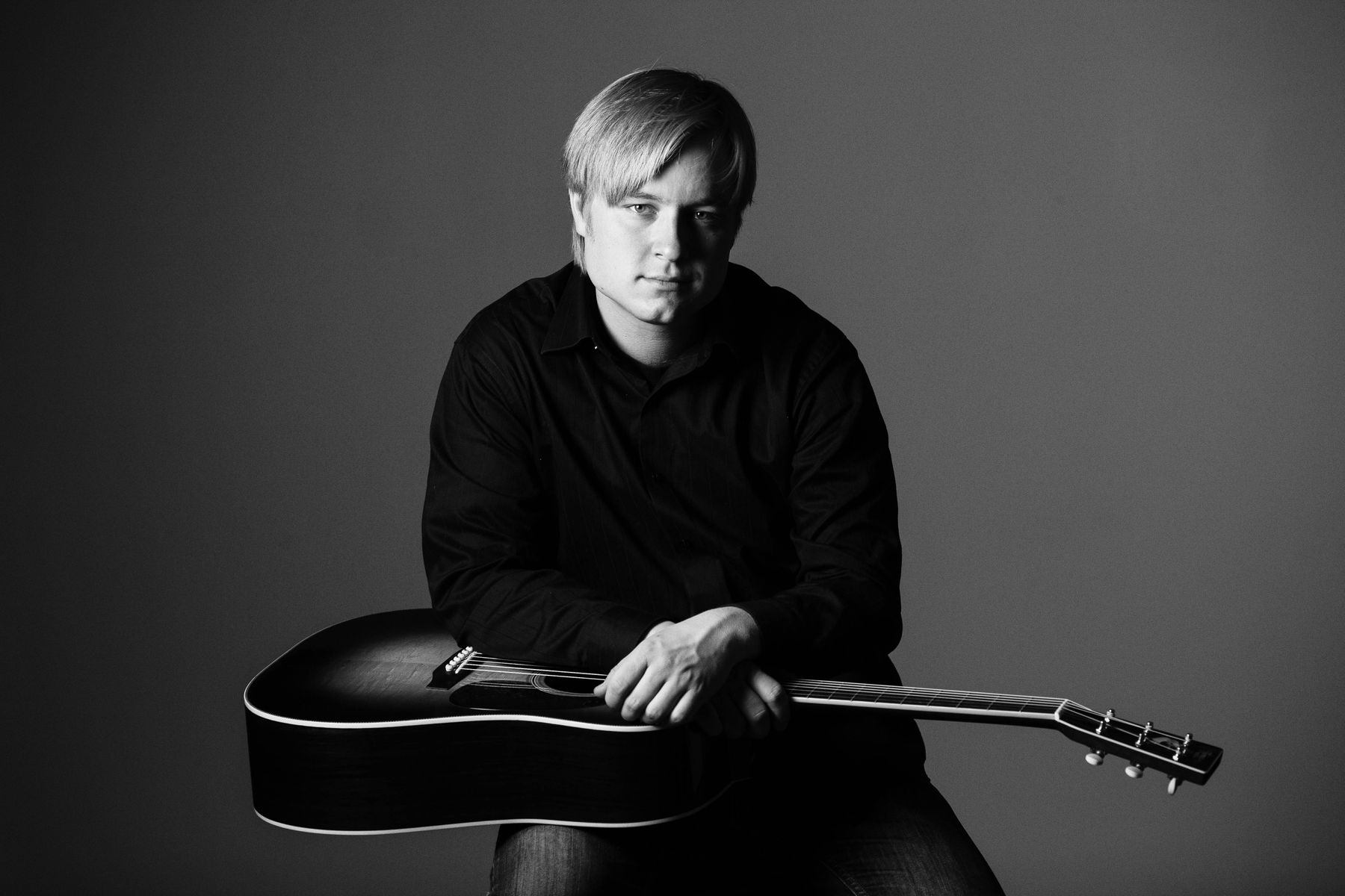 Chris Luquette - Biography