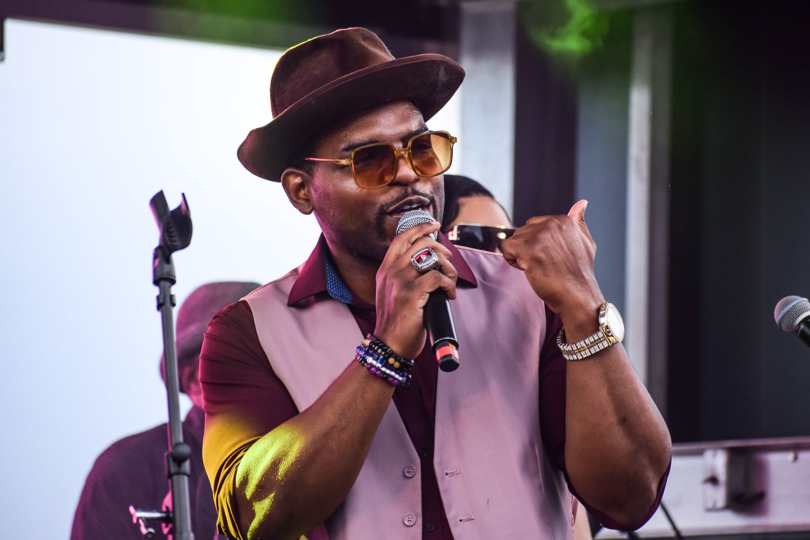 Chuck Brown - MEET THE BAND