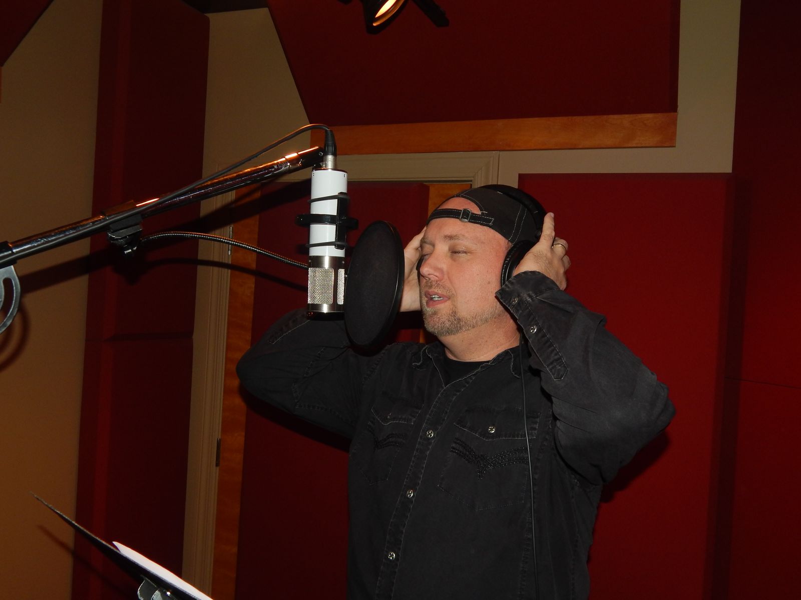 Robby Hopkins - Photos