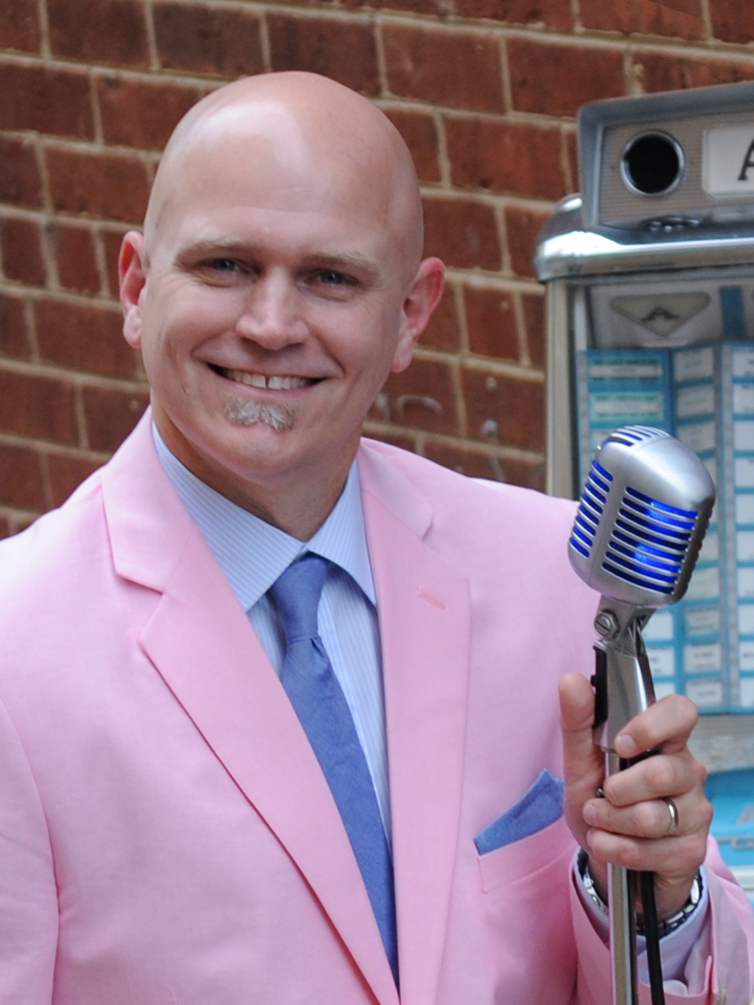 Russell Bennett Sings