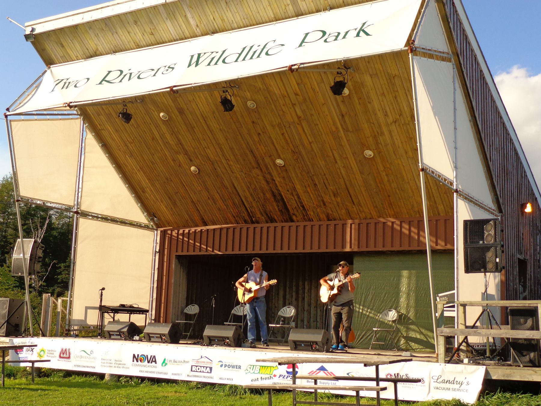 Acoustic Roots Festival