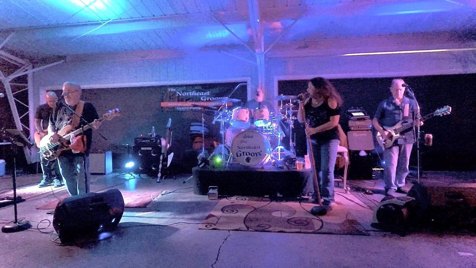 THE NORTHEAST GROOVE - Photos