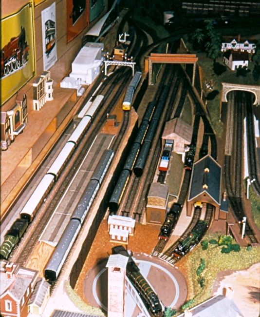 Charles Cooper's Railway Pages - Our Friends at the Shows - a Photo Gallery