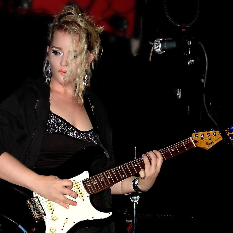 Kristin Rose Kelly - Photos