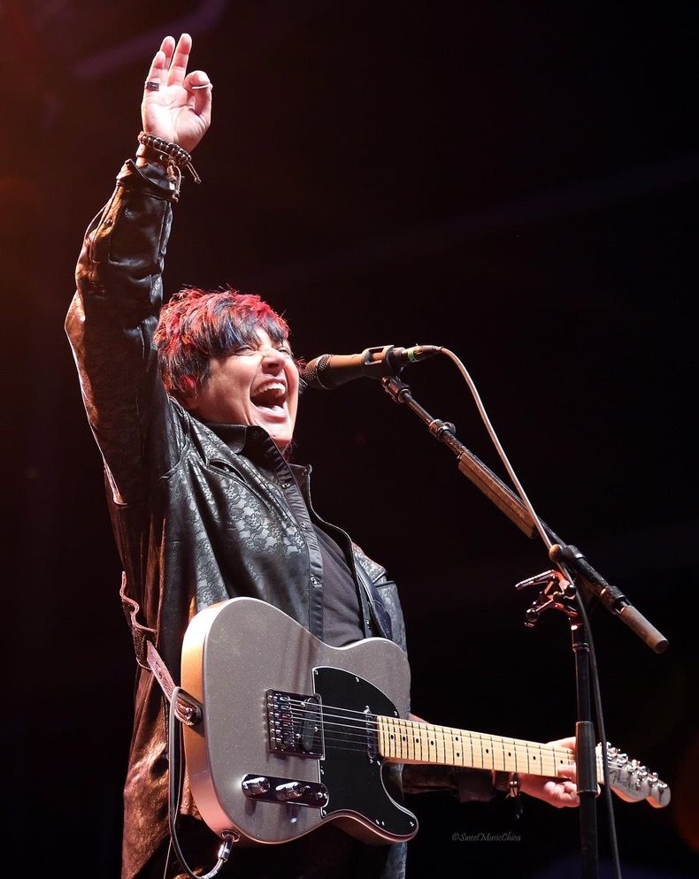 Ronnie Nyles - About Ronnie