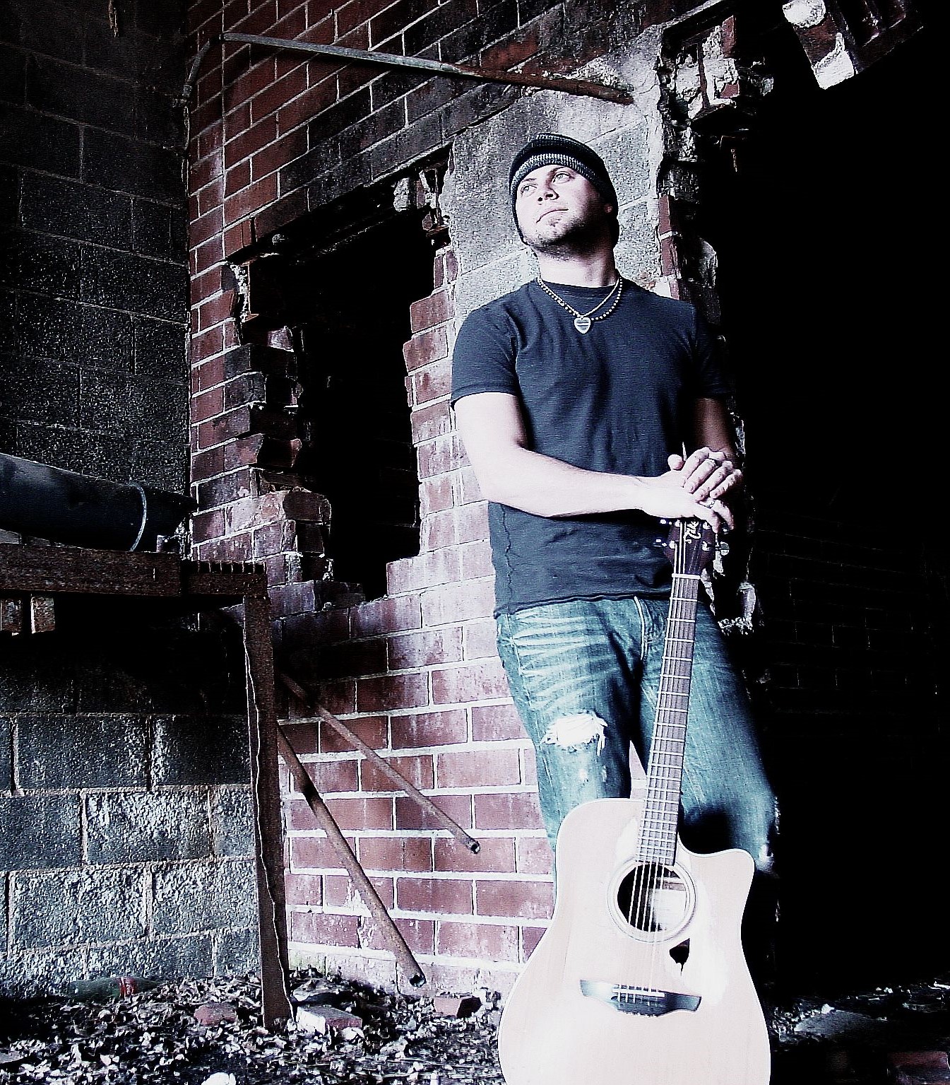 Jonathan Ingram - Photos