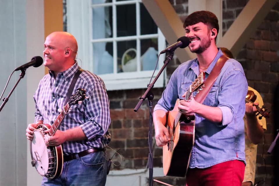 Breaking Grass - Tour