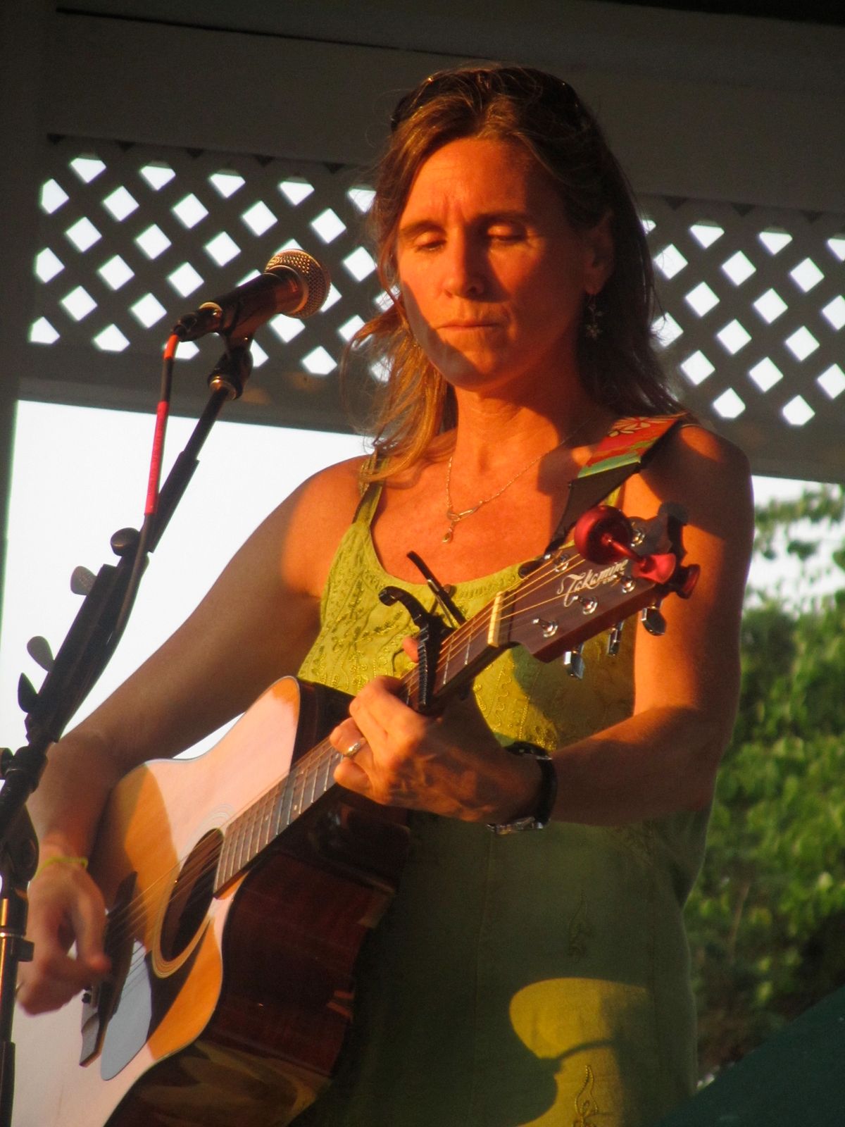 Kathleen Healy - Photos & Videos