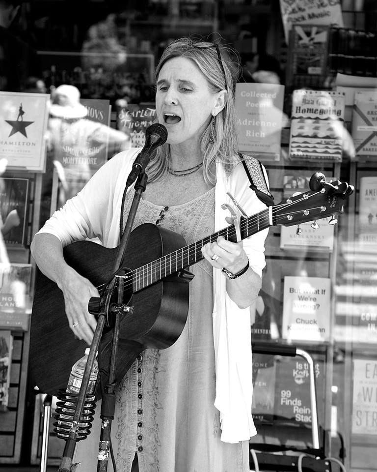 Kathleen Healy - Photos & Videos