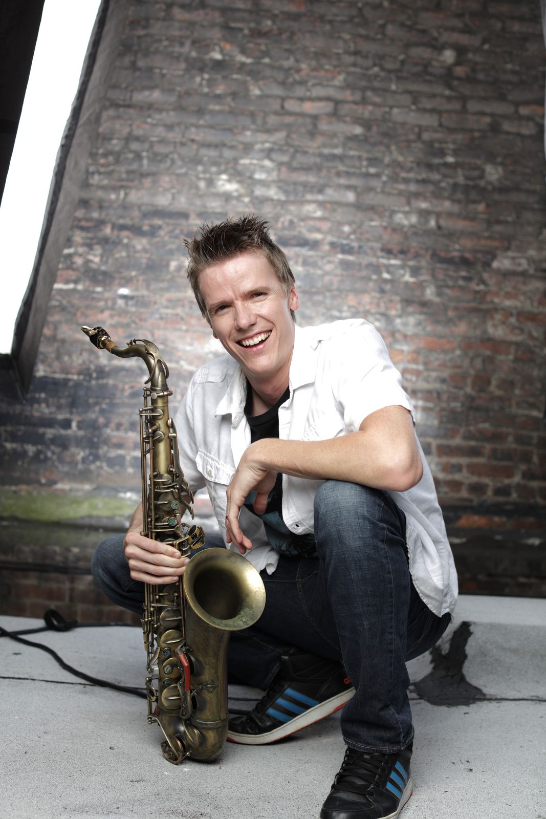 Derek Brown - Photos
