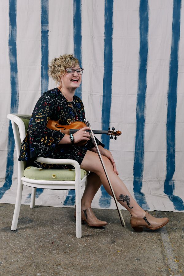 Laura Orshaw - About