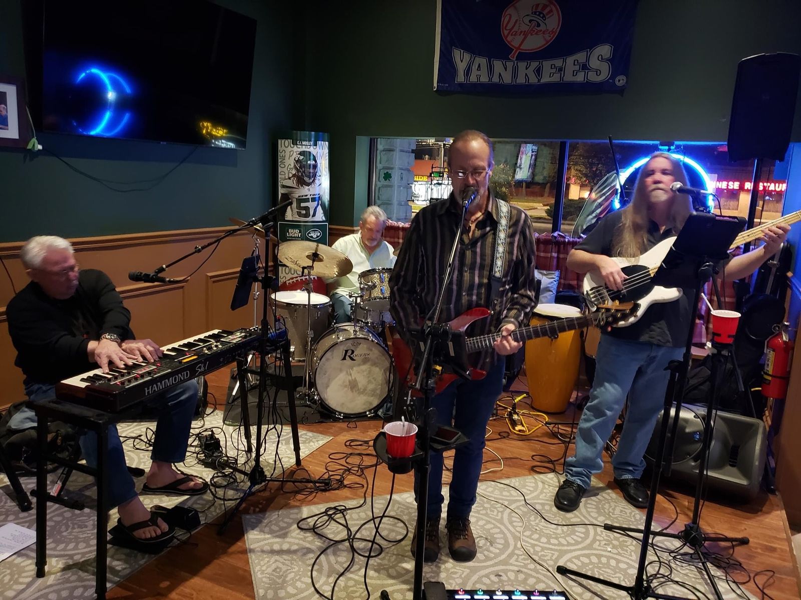 Johnny Mac Band - Photos