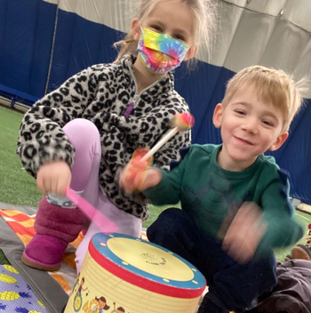 A Hum Music - Photos