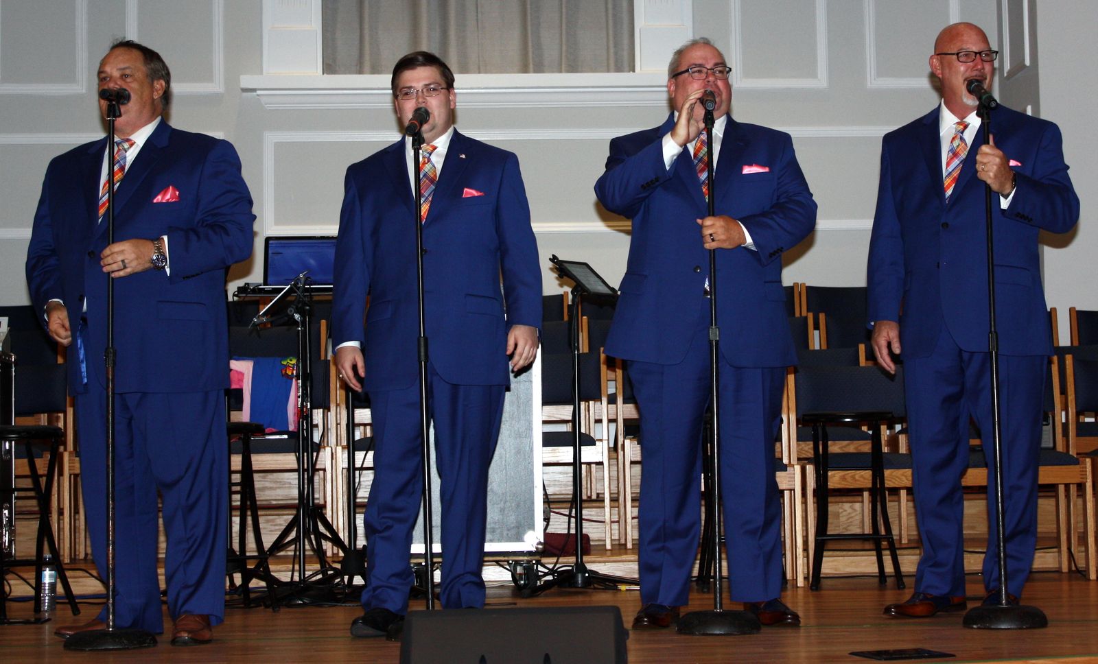 Pine Ridge Boys Quartet - Photos