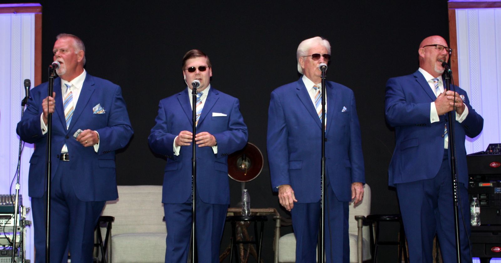 Pine Ridge Boys Quartet - Photos