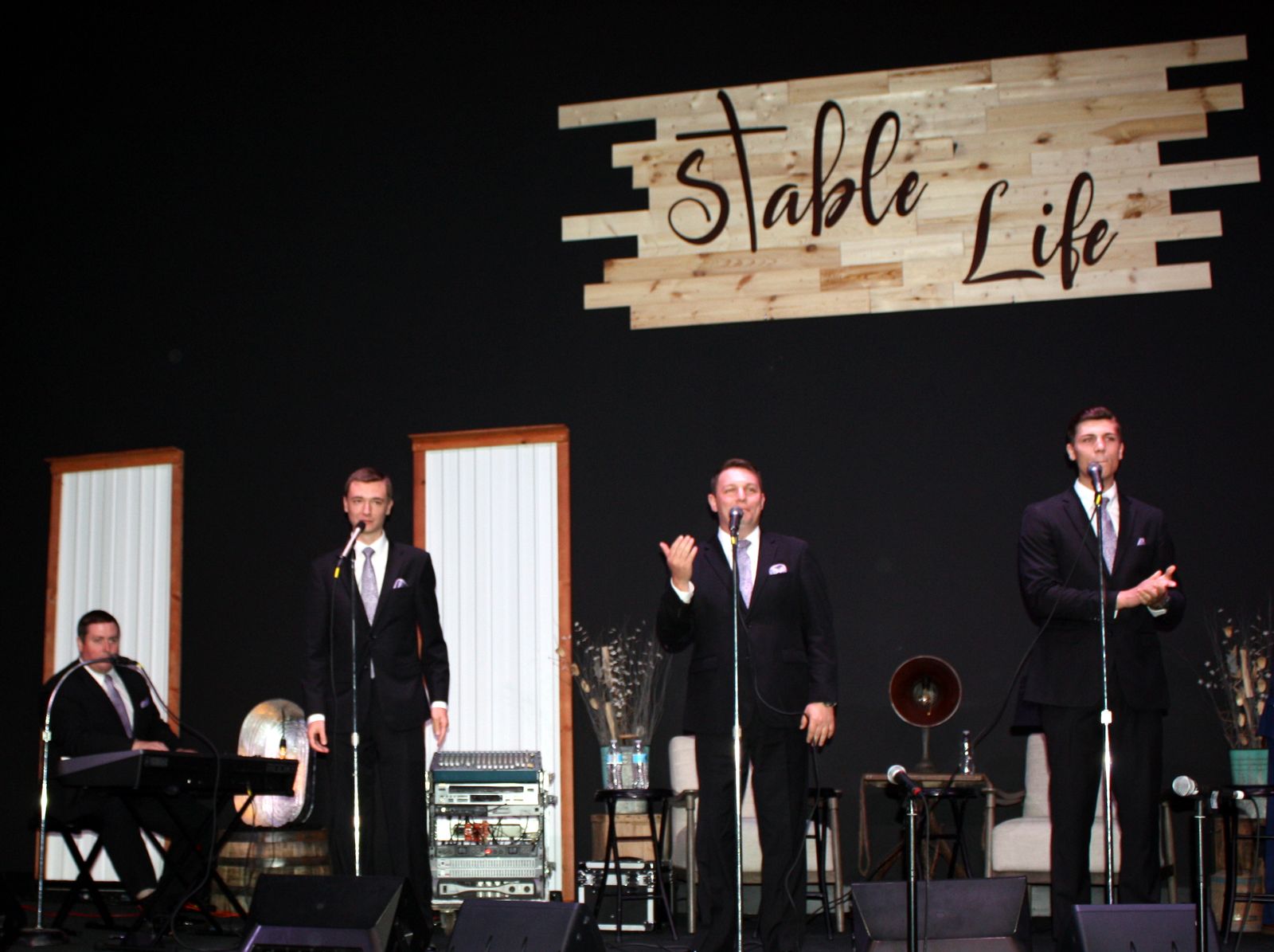 Pine Ridge Boys Quartet - Photos