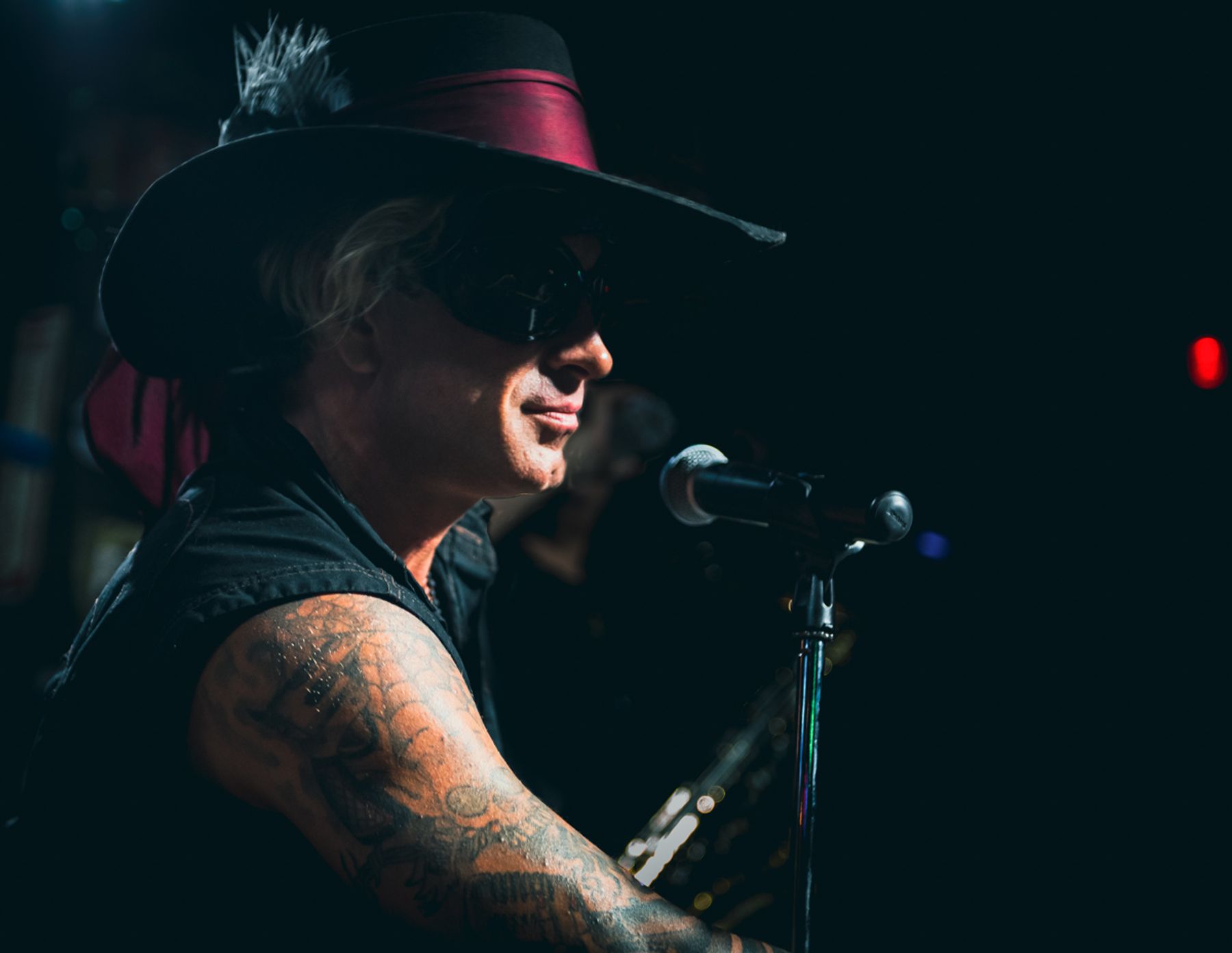 The Brandon Giles Show - Bio