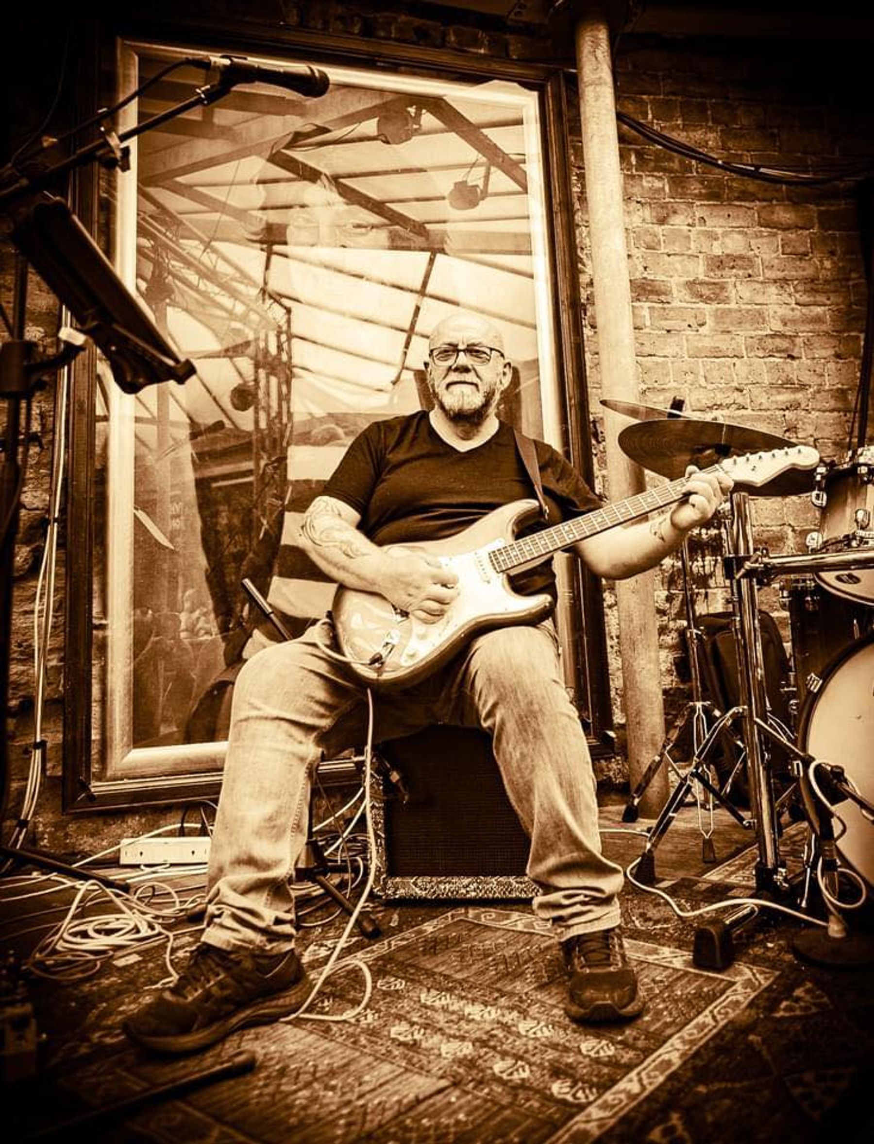 Home [georgelindsayblues.com]