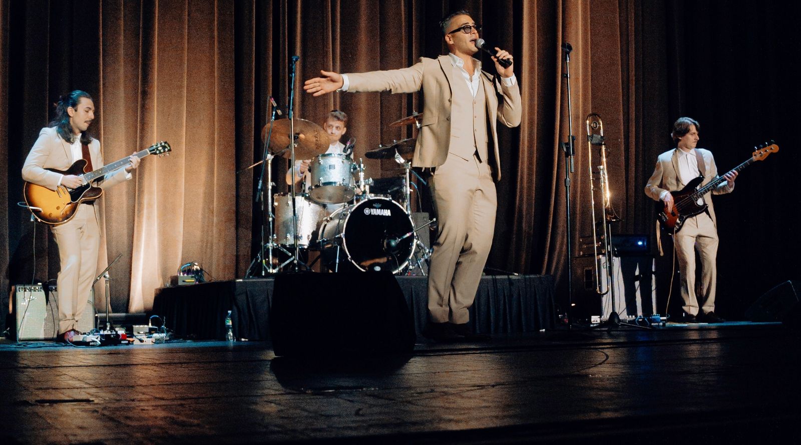 Richie Nuzz - GALLERY