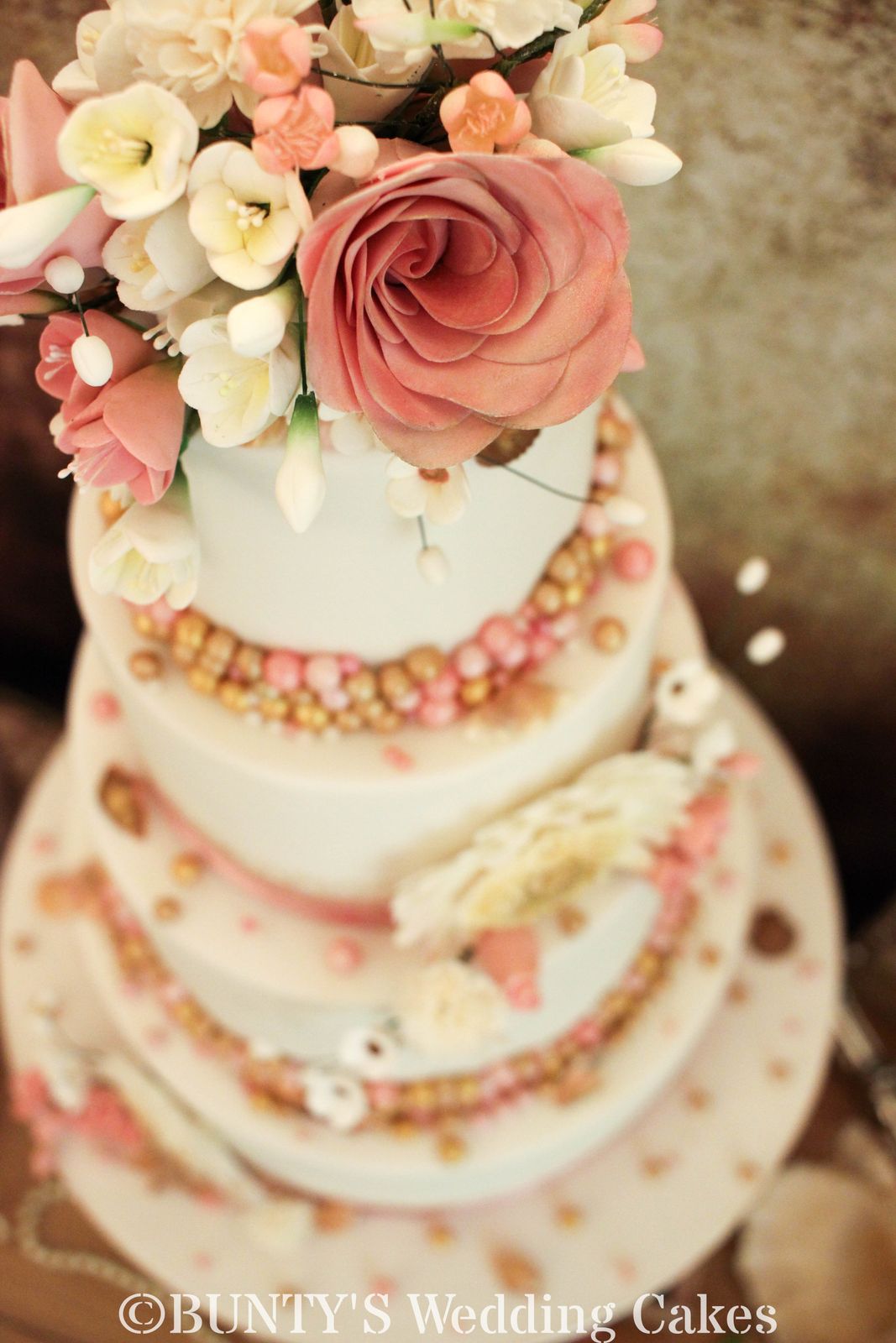 Bunty's Wedding Cakes - Beautifully Bespoke