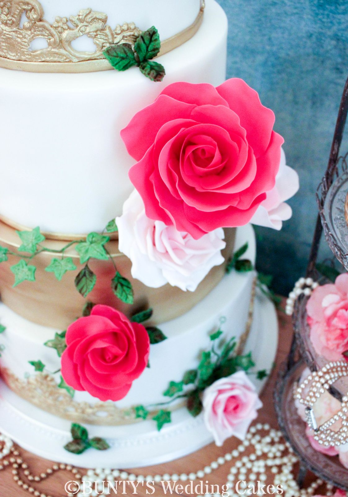 Bunty's Wedding Cakes - Beautifully Bespoke