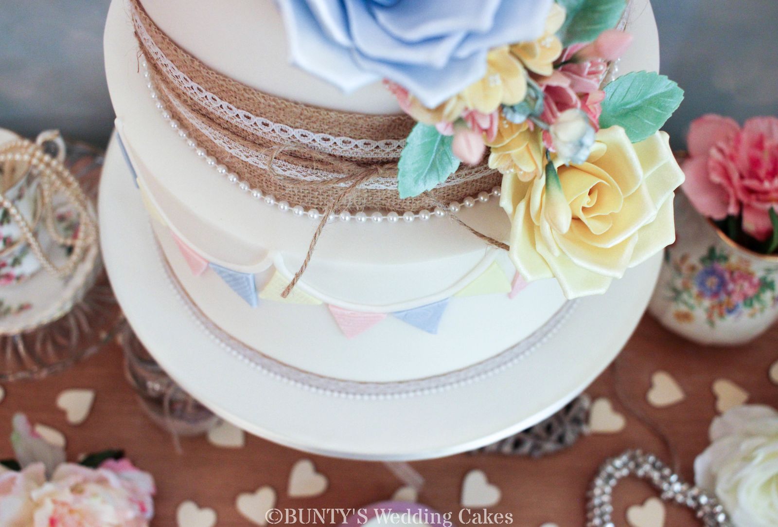 Bunty's Wedding Cakes - Beautifully Bespoke