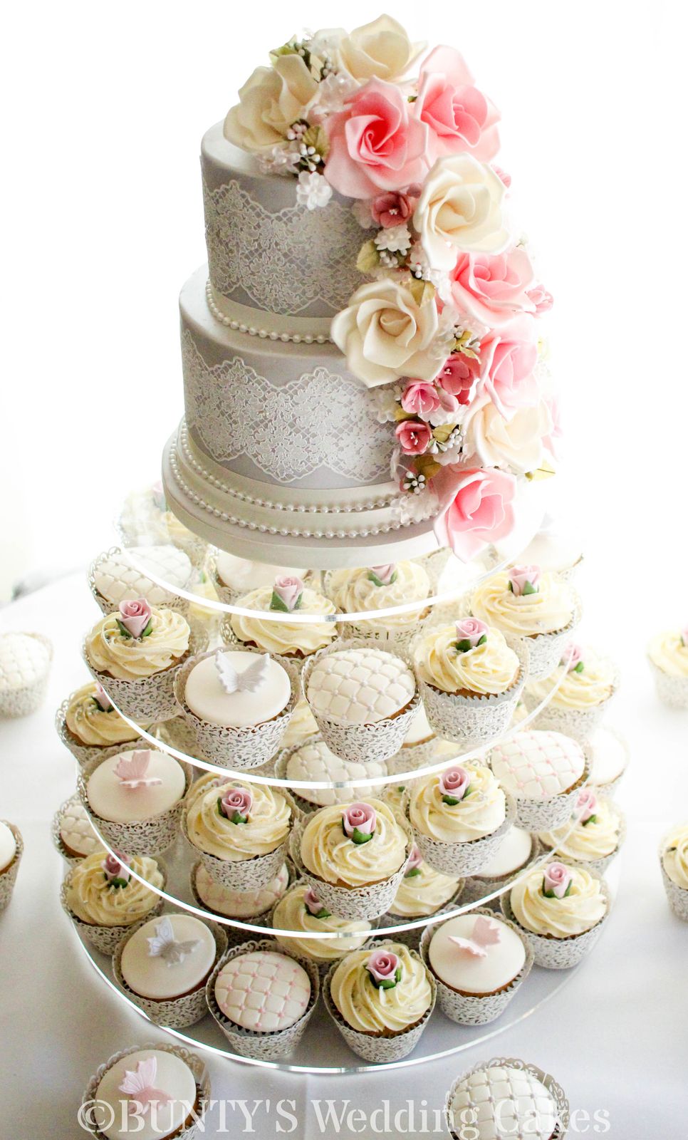 Bunty's Wedding Cakes - Beautifully Bespoke