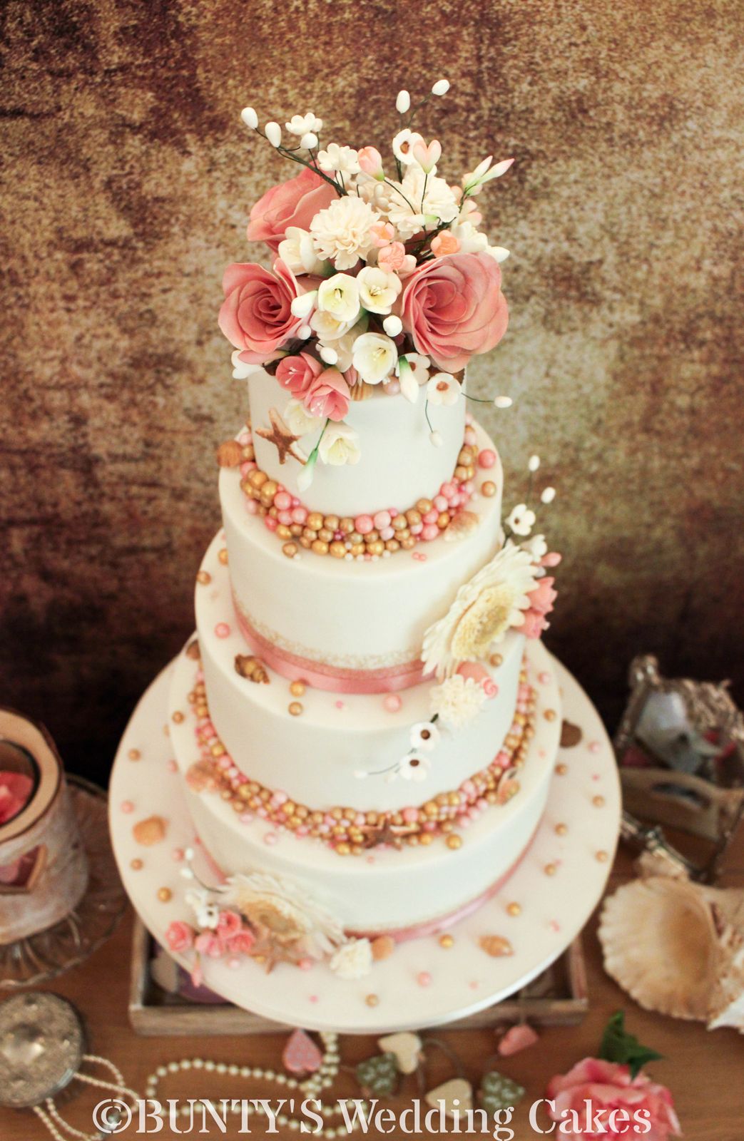 Bunty's Wedding Cakes - Beautifully Bespoke