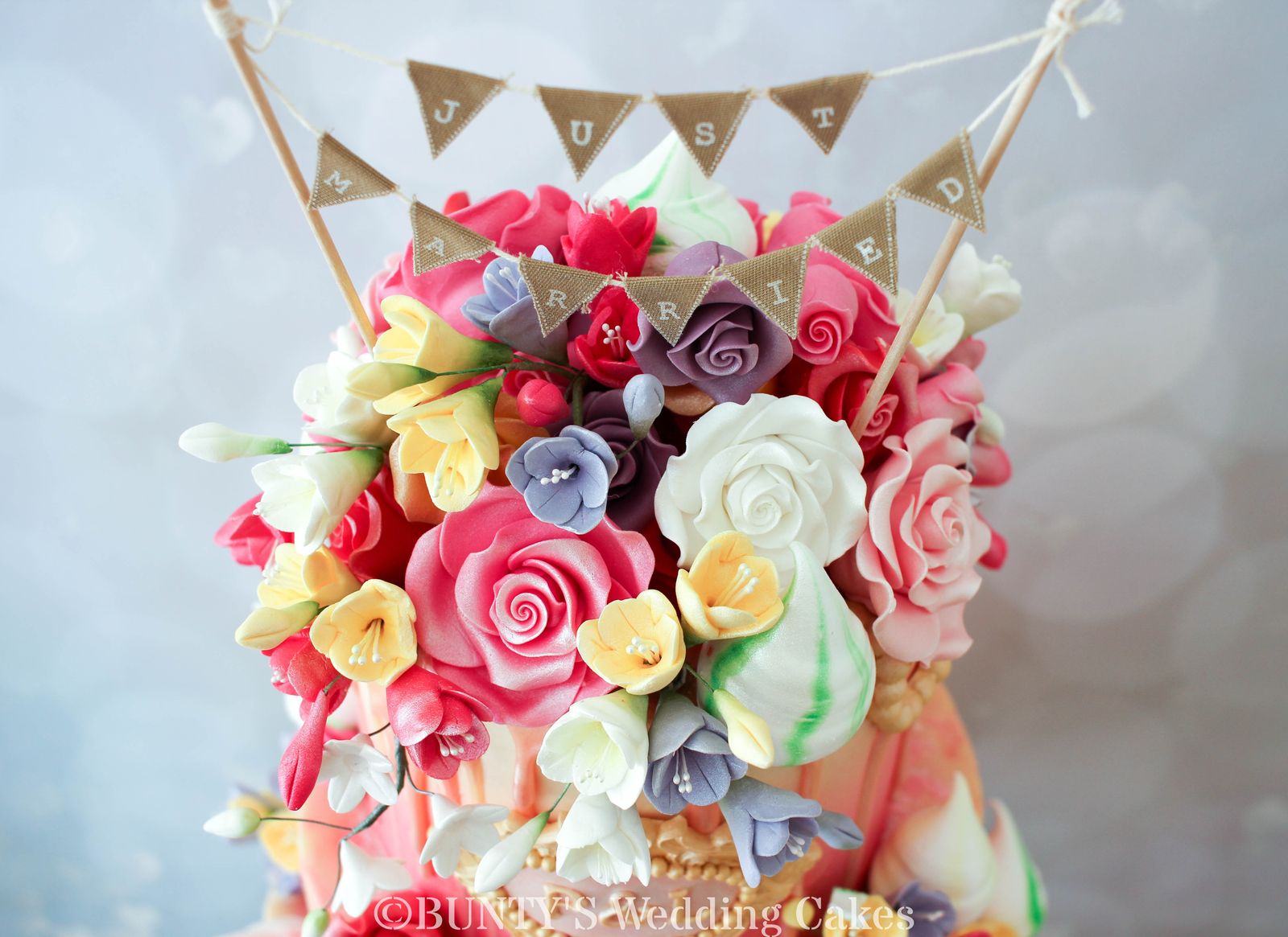 Bunty's Wedding Cakes - Beautifully Bespoke