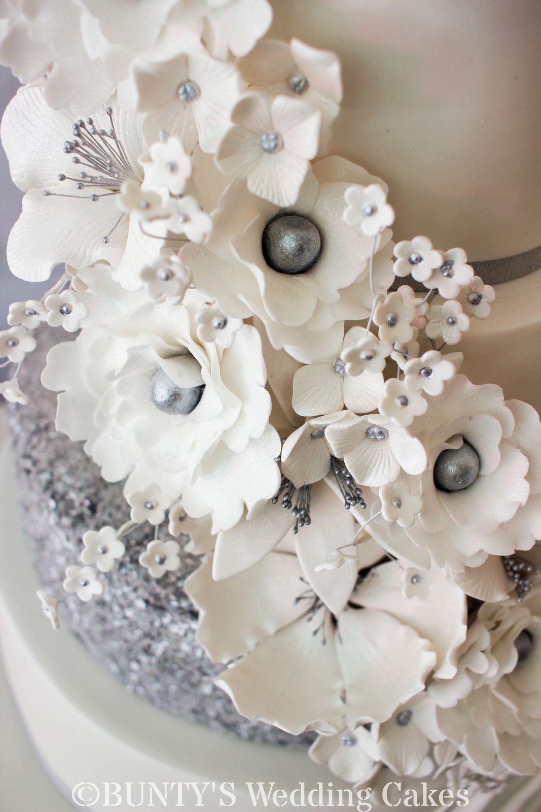 Bunty's Wedding Cakes - Beautifully Bespoke