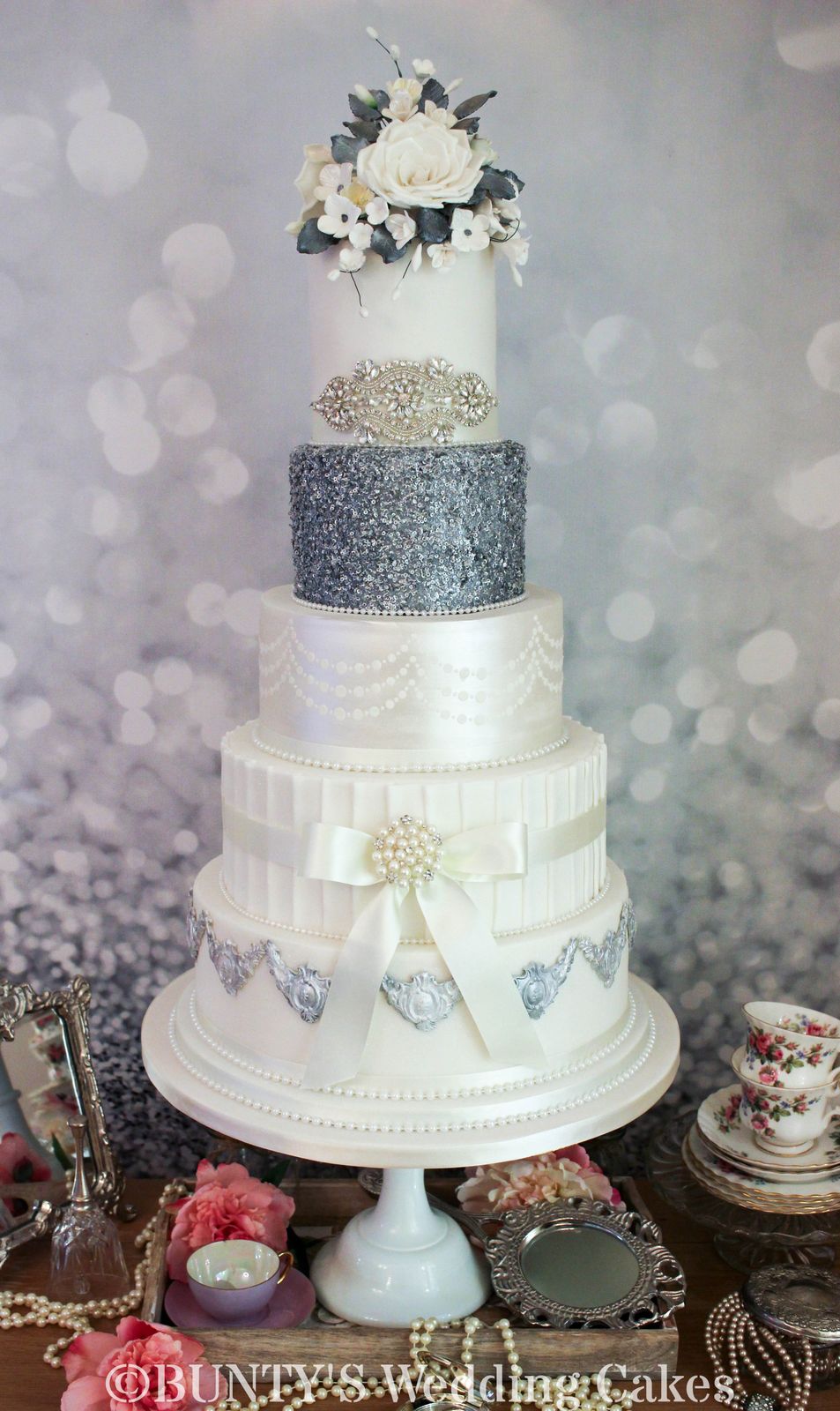 Bunty's Wedding Cakes - Beautifully Bespoke