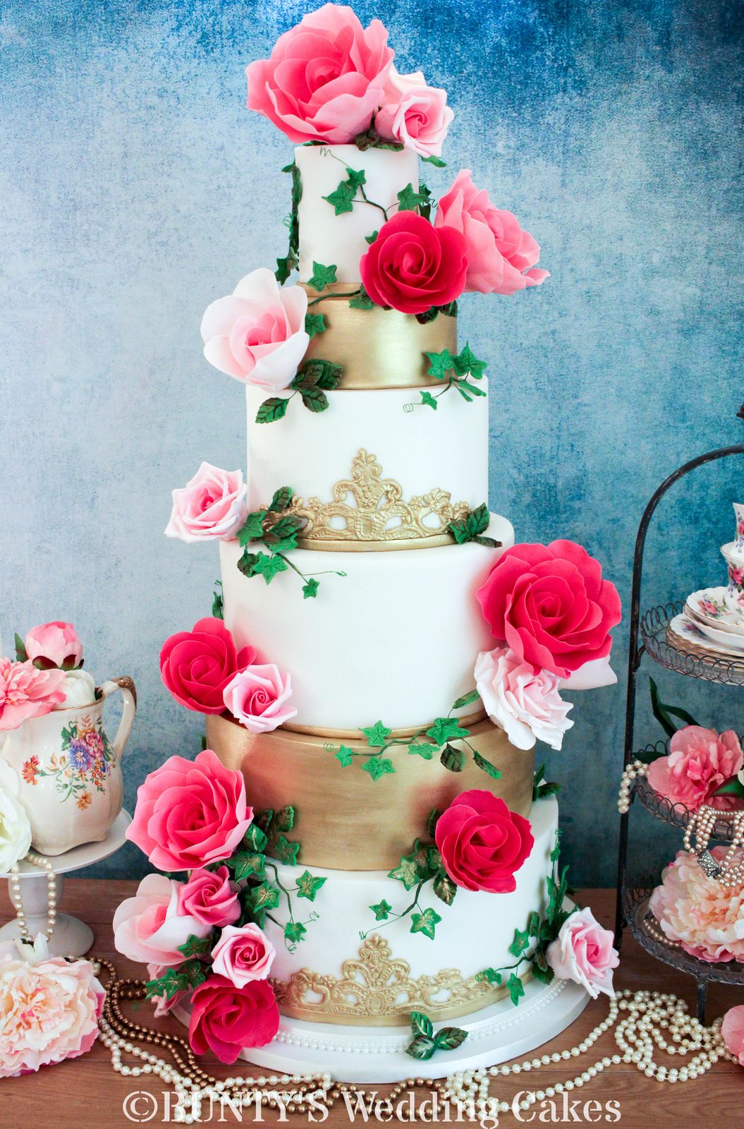 Bunty's Wedding Cakes - Beautifully Bespoke