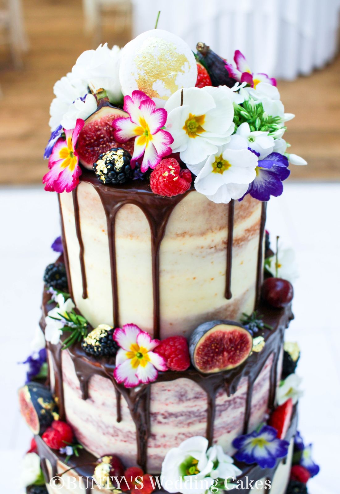 Bunty's Wedding Cakes - Beautifully Bespoke