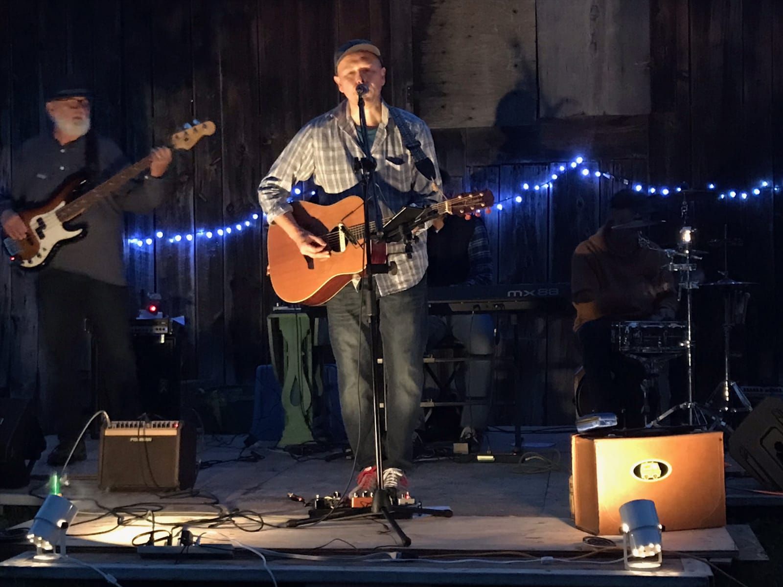 Jeff Rixx, Musician, Ottawa, Canada: Blues, rock, folk, Americana, indie