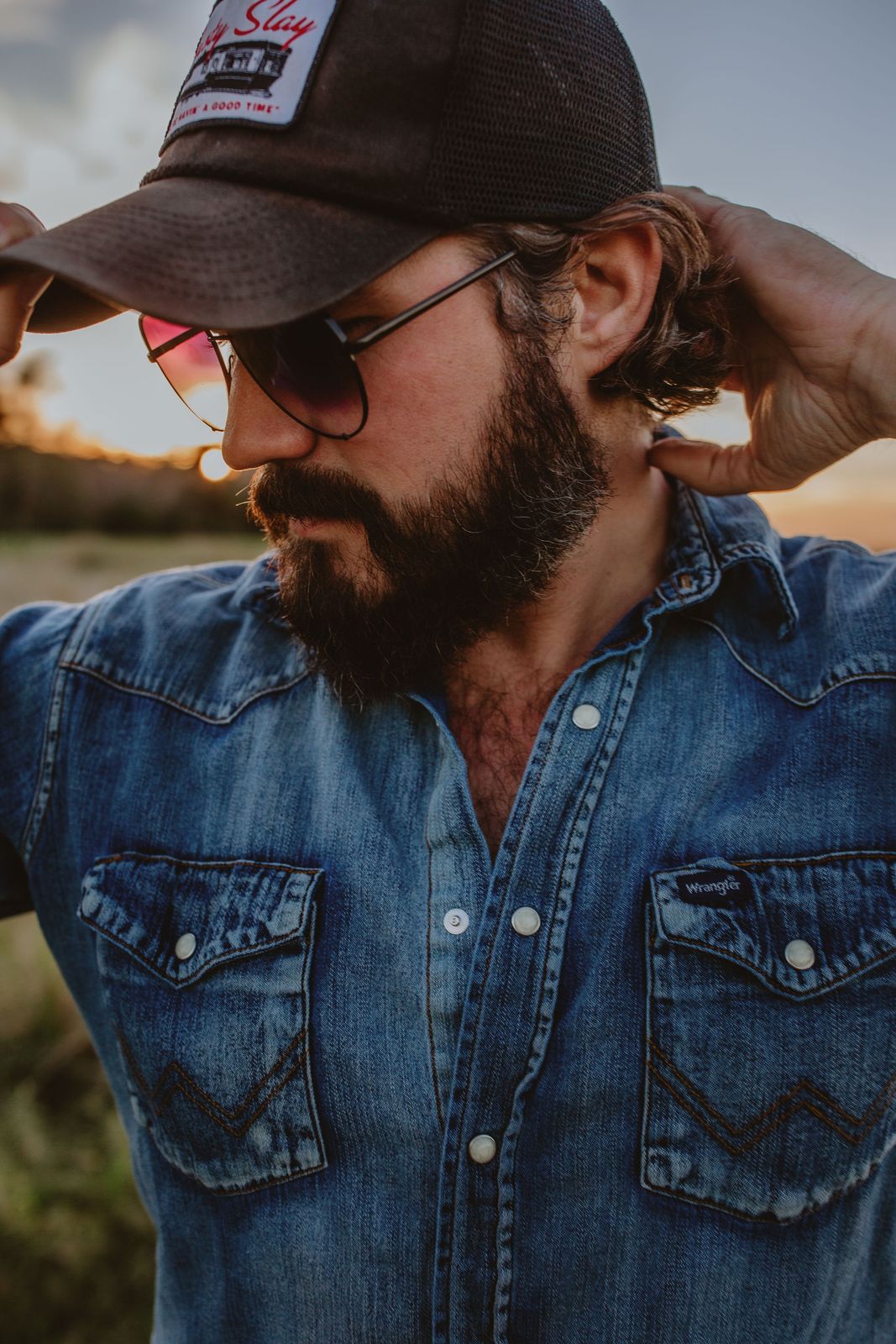 Sean Holcomb - PRESS KIT