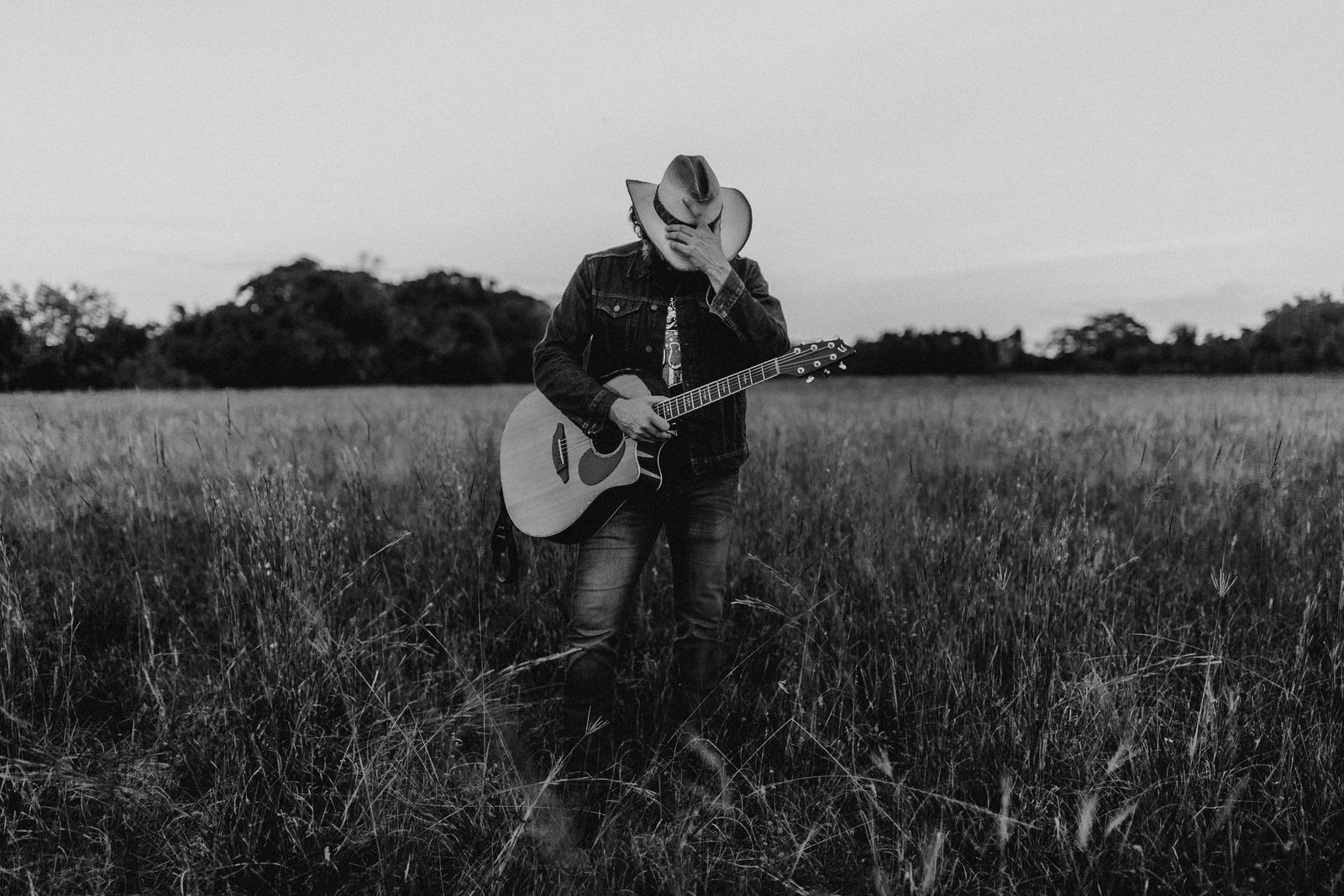 Sean Holcomb - PRESS KIT