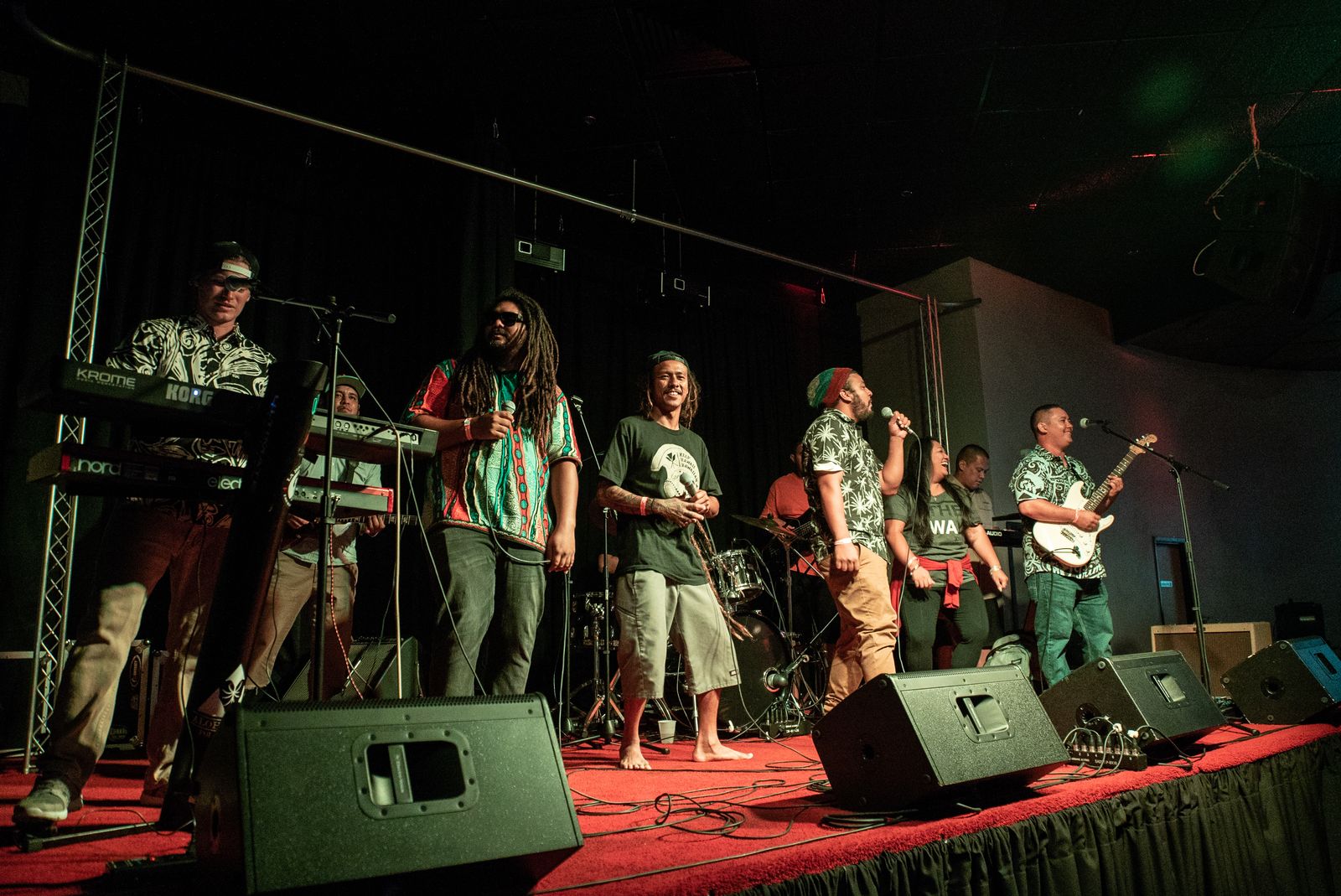 The Vitals 808 - Photos