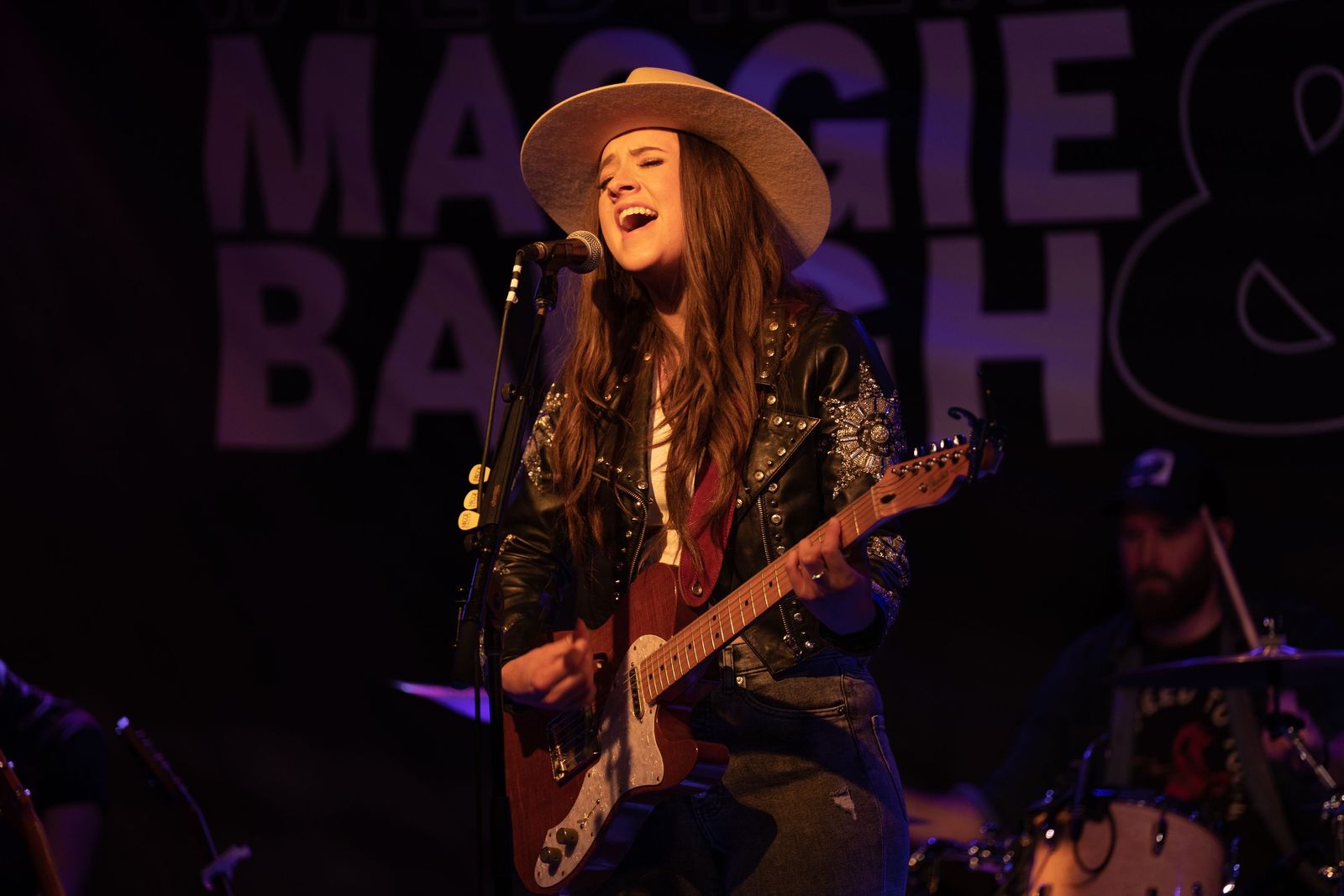 Maggie Baugh - Tour