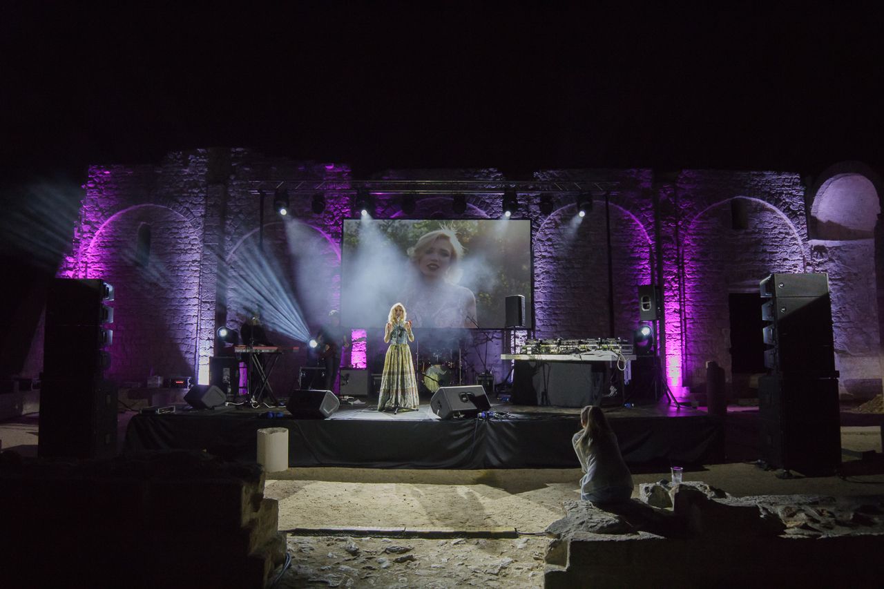 Gemma Louise Doyle, International Singer, Recording Artist & Live ...