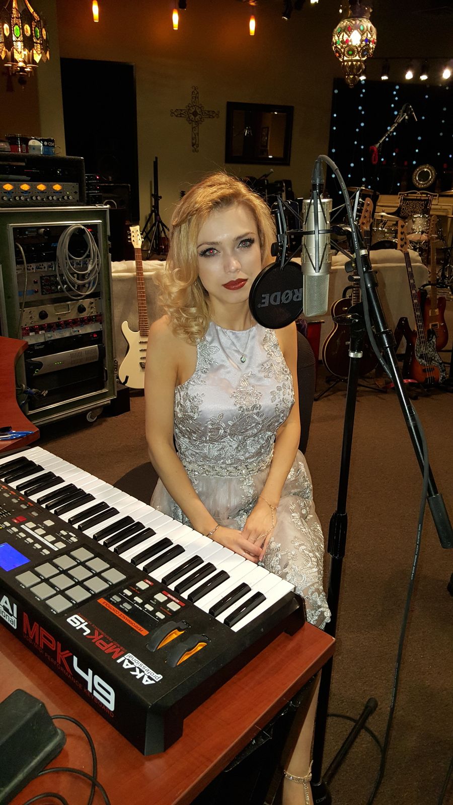 Gemma Louise Doyle, International Singer, Recording Artist & Live ...