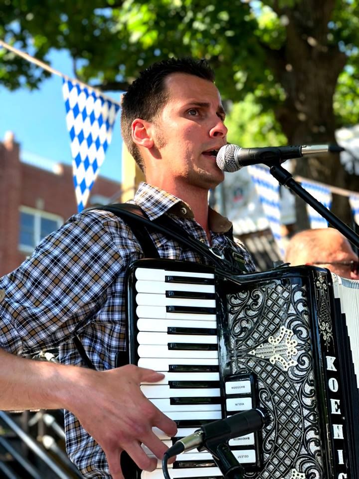 Johnny Koenig - Photos