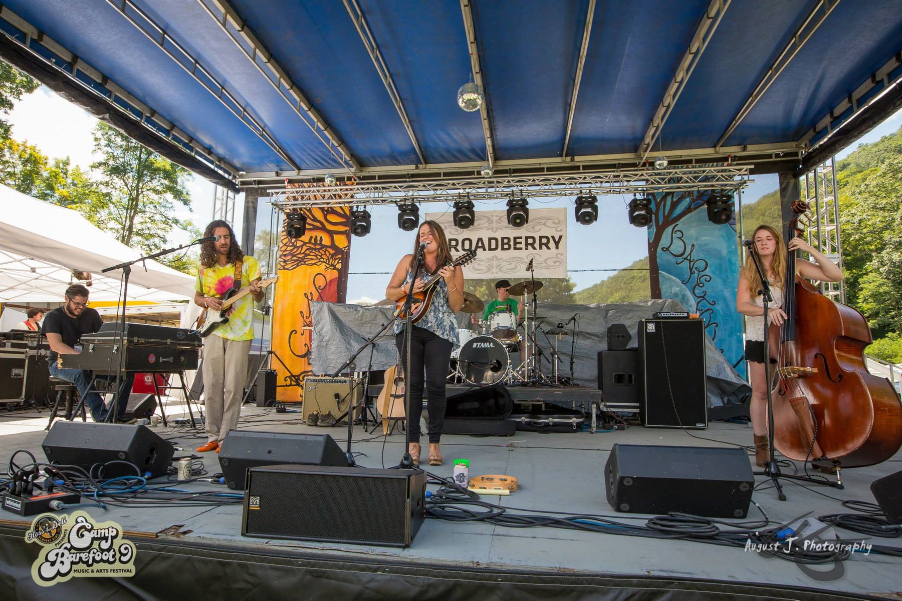 Cara Kelly & the Tell Tale - BIO