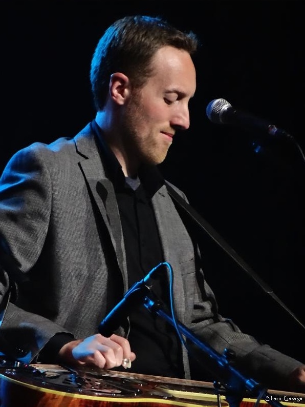 Justin Moses Honored as 2018 IBMA Dobro Performer of the Year