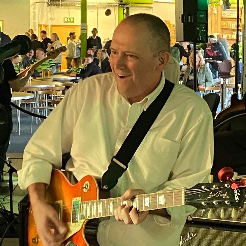 Masterplan - Bio - Andy Gilbert